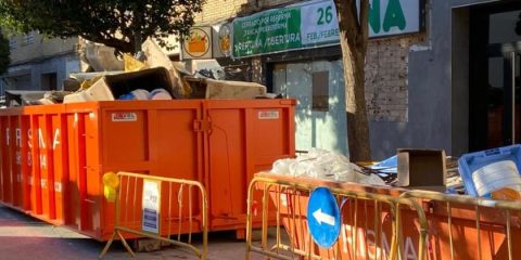 Cómo usar un contenedor de escombros de forma segura